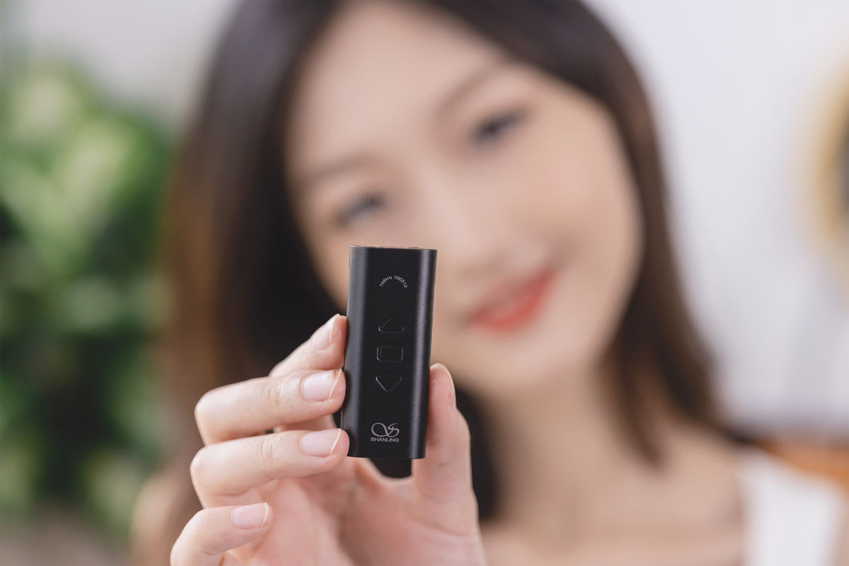 Shanling UA3 Titane - DAC Audio portables sur Son-Vidéo.com